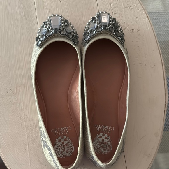 Vince Camuto | Shoes | Vince Camuto Womens Flat Shoes | Poshmark